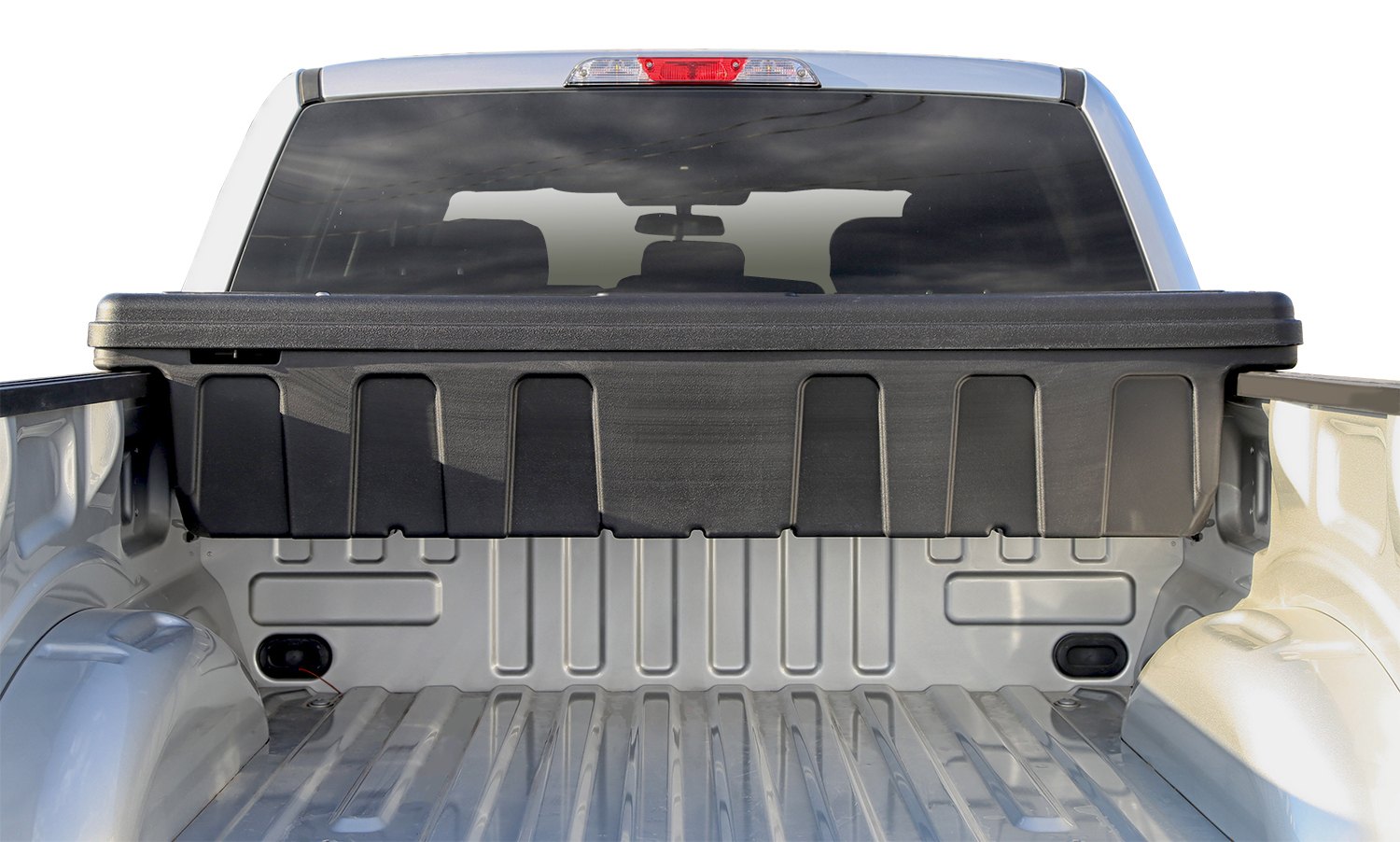 Dee Zee Poly Crossover Tool Box - Ships Free & Price match Guarantee